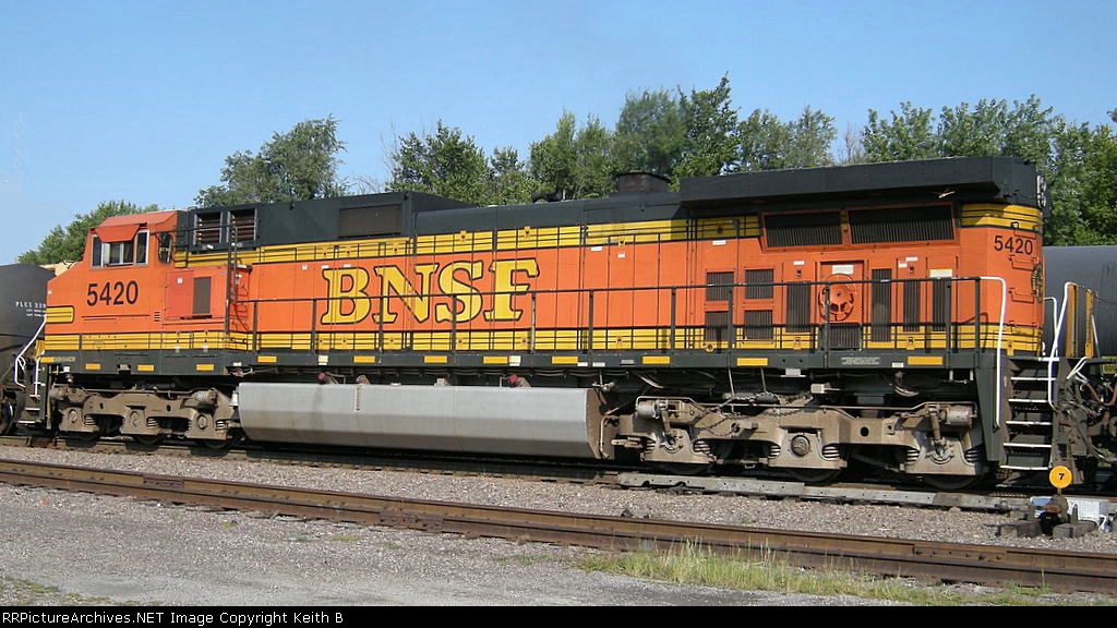 BNSF 5420